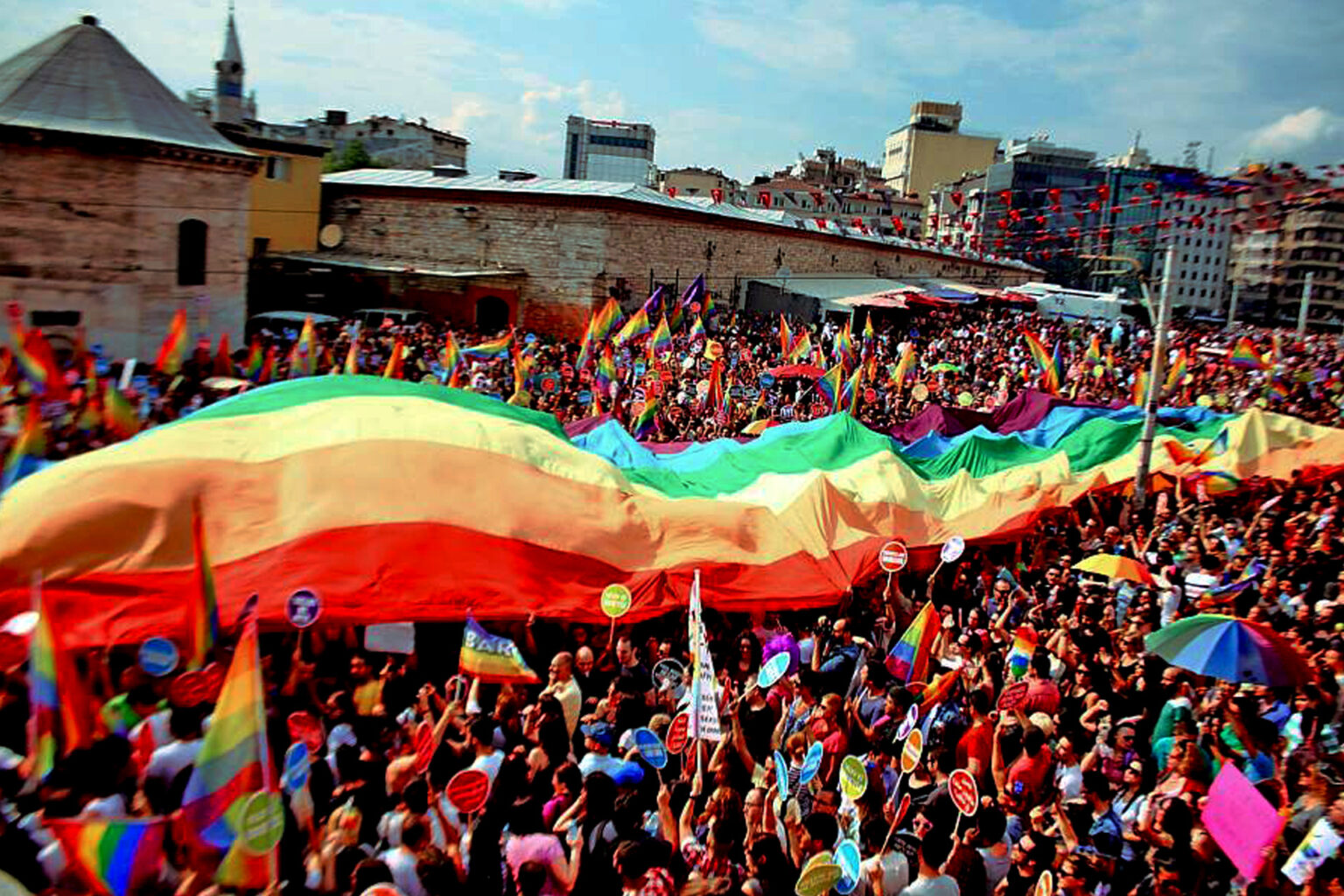 In Pursuit of Transfeminist Memory: My Journey to Off University - Off University